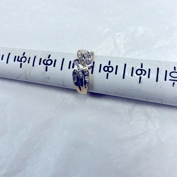 Jewelry | Round Diamonds 1k Gold Ring | Poshmark